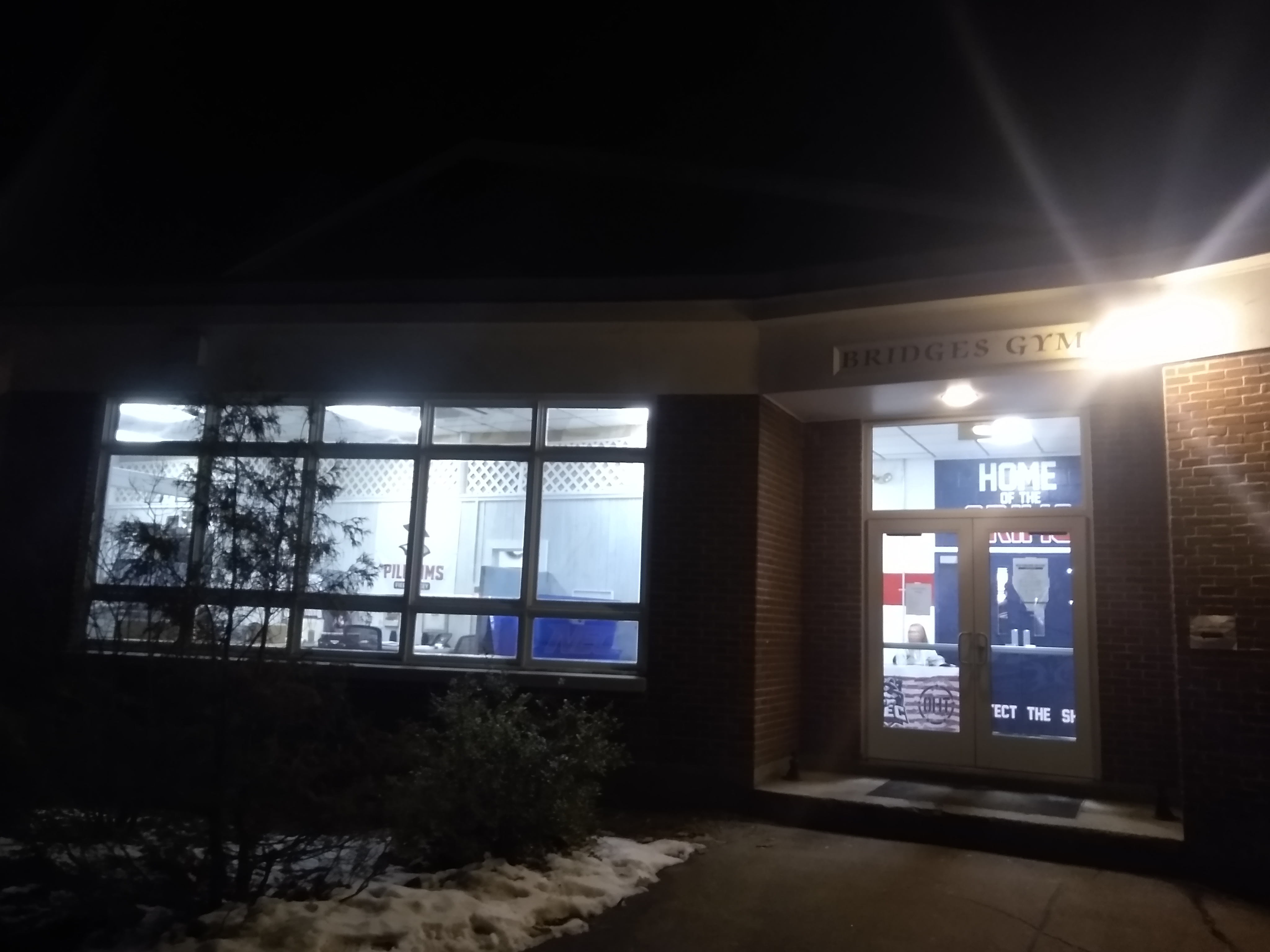 THP #11: The Smallest Gym – Through the Curtain